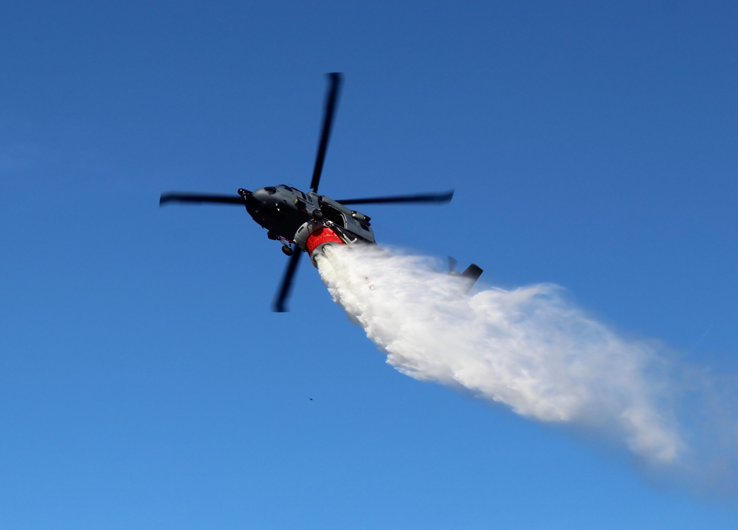 RECOIL TSUNAMI EXTERNAL AERIAL FIREFIGHTING TANK FOR BLACK HAWK ...